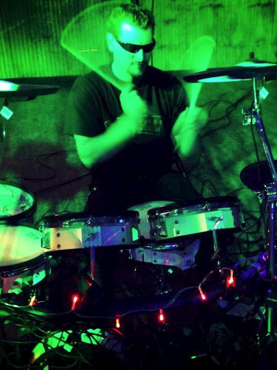 About – The Wrecks